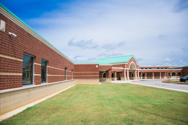 oakcrest-intermediate-school_03 - City Masonry, LLC